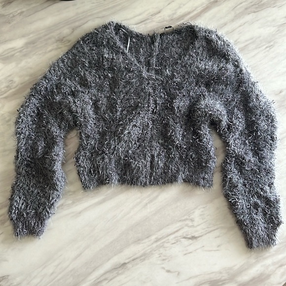 HYFVE | Sweaters | Fuzzy Knit Cropped Sweater Size S | Poshmark